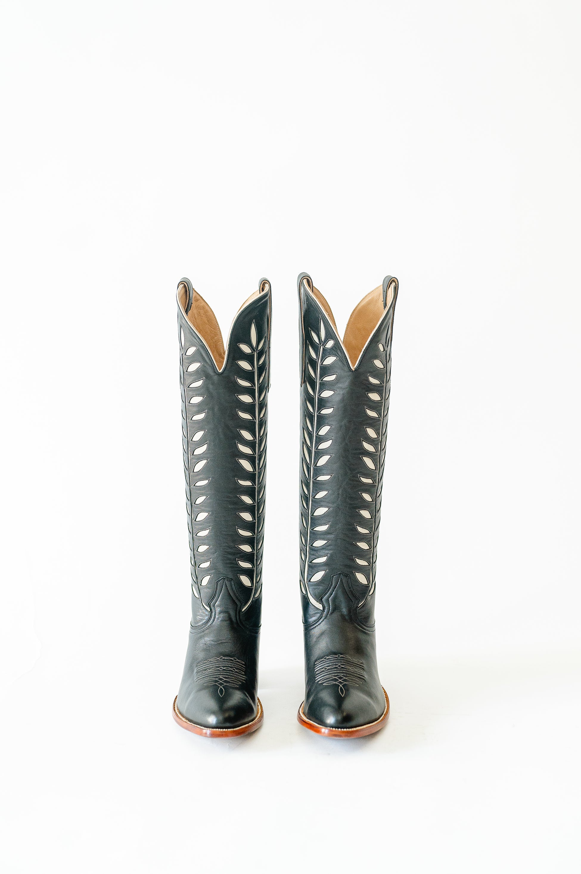 Rory Cowgirl Boot in Midnight – Petite Paloma